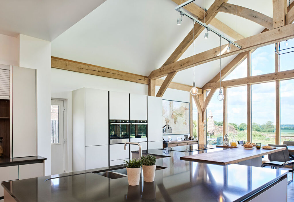 Potten End, HP1 3BN - Hawk K&B